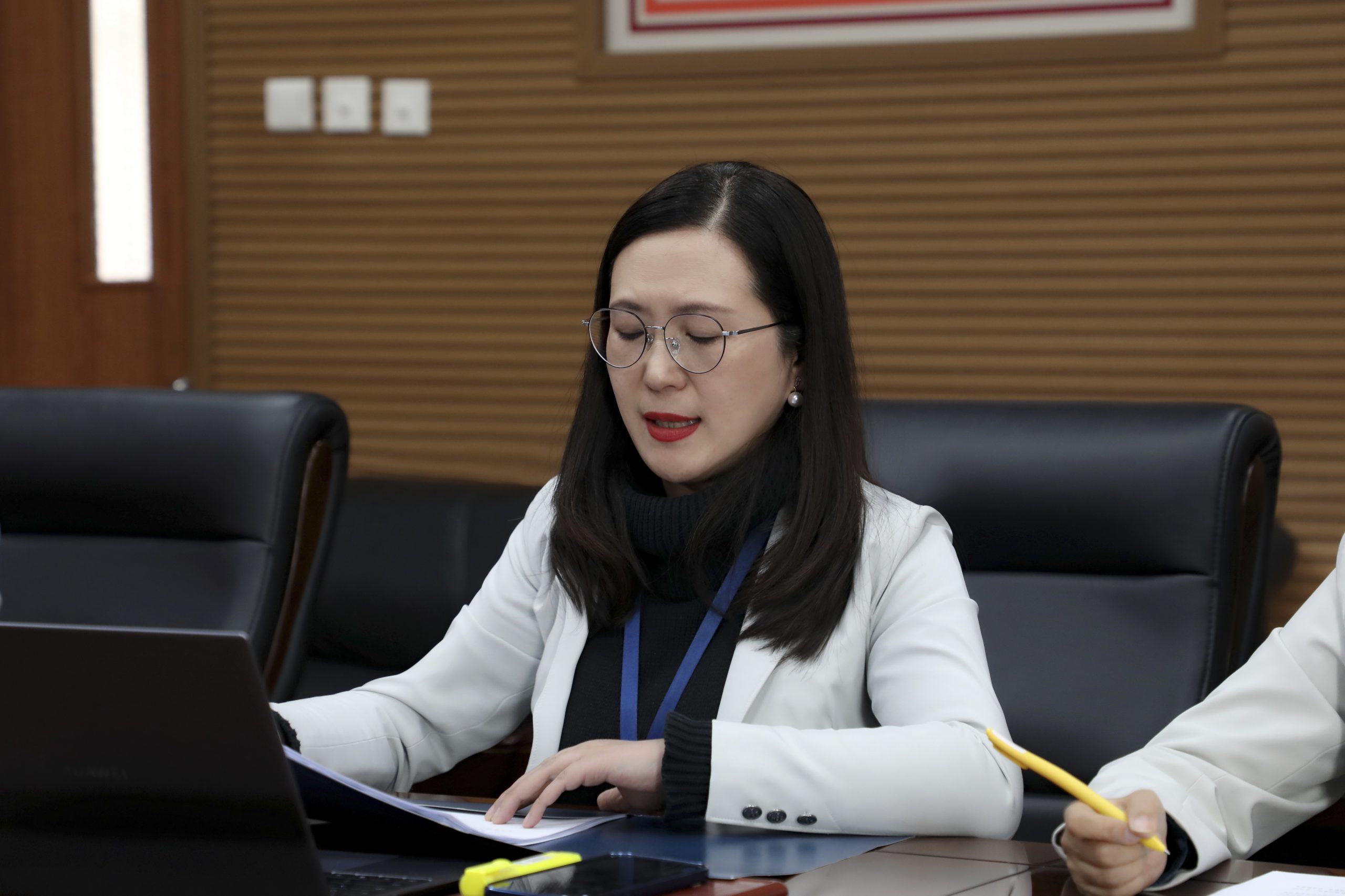 在海淀外国语，有这样一支党建队伍——记《2022年度海淀外国语基层党组织书记述职会》 - 海淀外国语教育集团