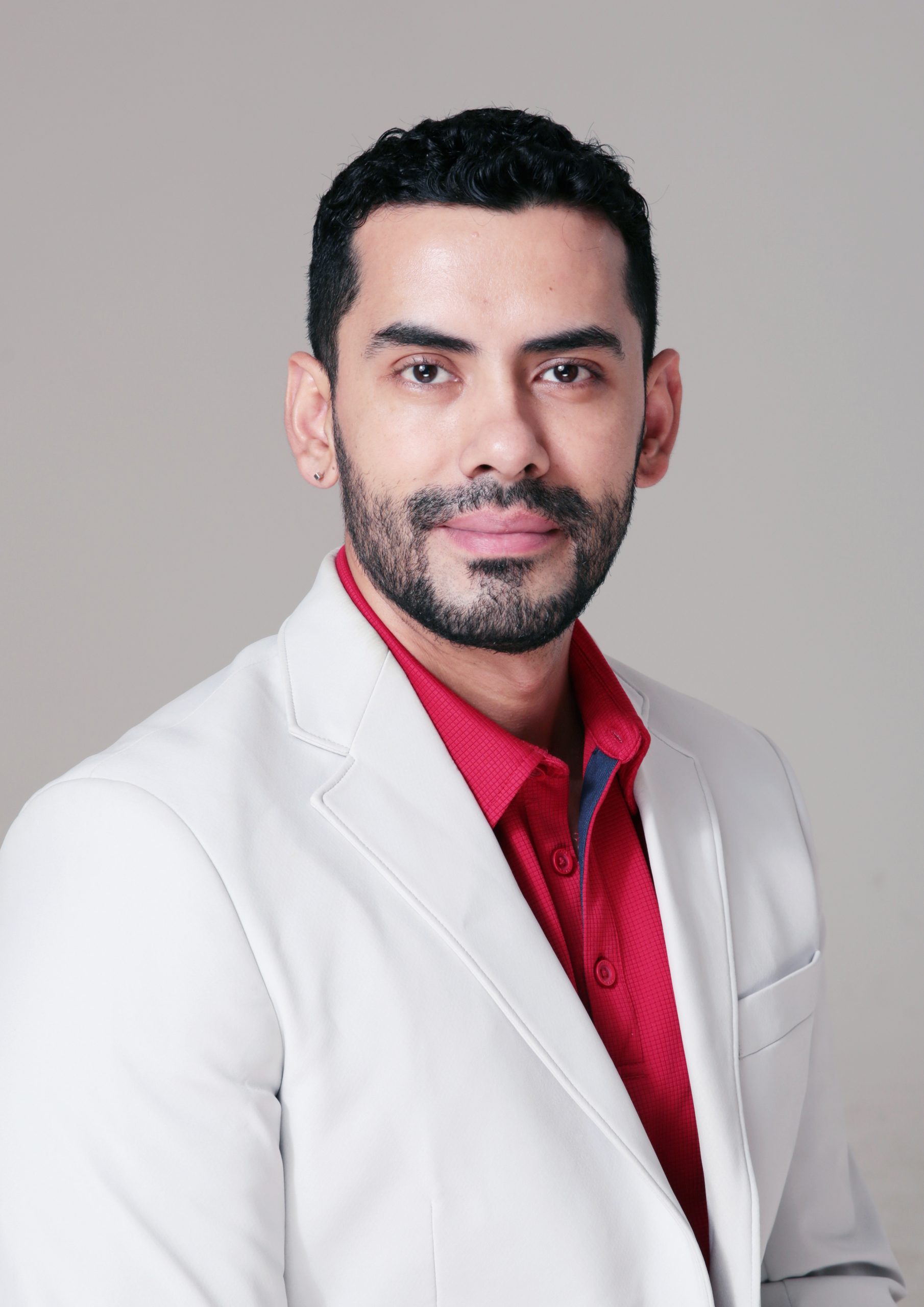 David Tobar - 海淀外国语教育集团